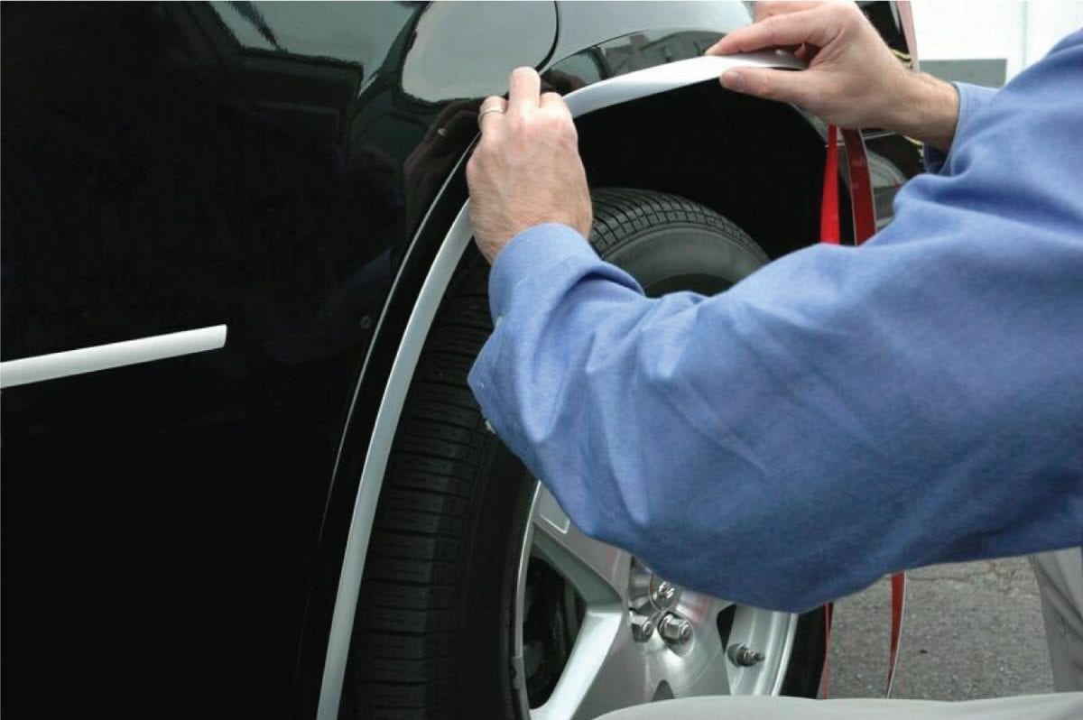 Cowles® ProtektoTrim™ Universal Side Body Molding Black & Chrome