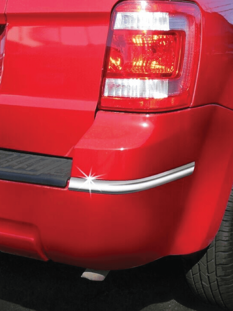 Cowles® ProtektoTrim™ Universal Side Body Molding Black & Chrome